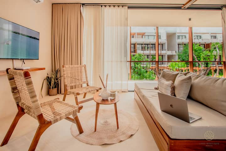 Muunek: High-end Wide 1br Apt - Tulum