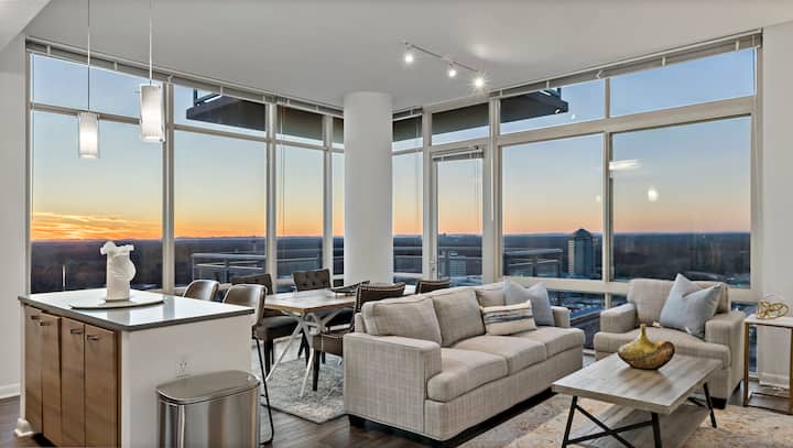 Sunsets 4 Days | Luxury | Virginia Vibes - Fairfax, VA