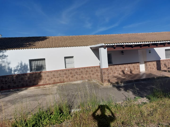 Cortijo De Morla - El Cuervo