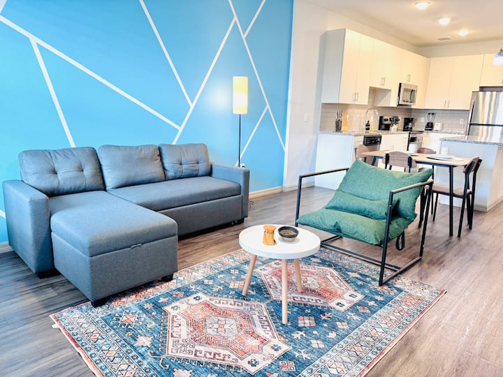 King Bed Getaway, Pets Allowed, 15 Min To Parks - Kissimmee