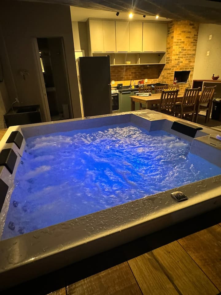 Triplex Com Jacuzzi Aquecida,3 Quartos E Ar Cond - Ubatuba