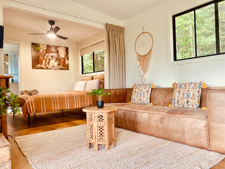 Sacred Trees Eco Cabin - Coffs Harbour
