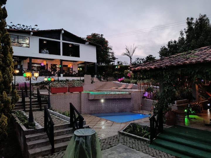 Casa De Lujo Villakatina 14 - La Cumbre