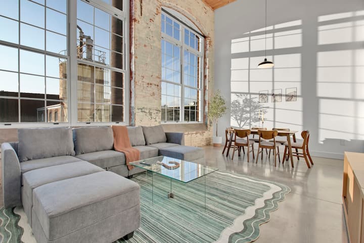 Sophisticated 2bd | Minutes To Downtown Gvl - Piedmont, SC