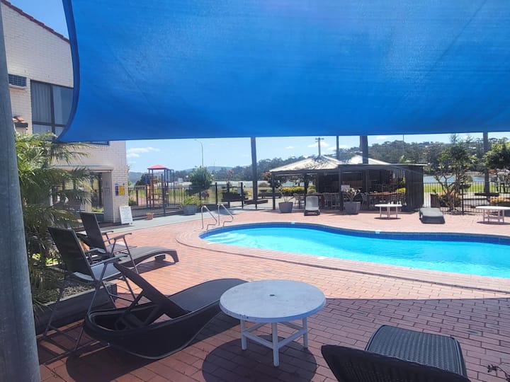 Aquarius Resort - 2 Bedroom Unit - Merimbula - Merimbula