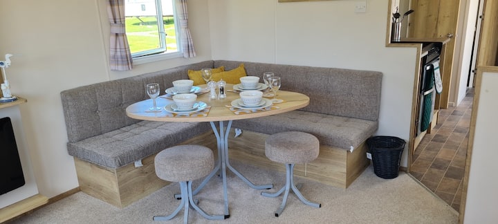 Susie's Caravan - Weymouth