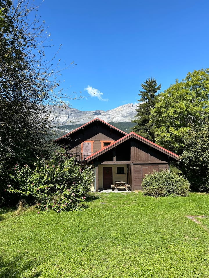 Charming 3 Bedroom Chalet With Views Of Mont Blanc - Servoz