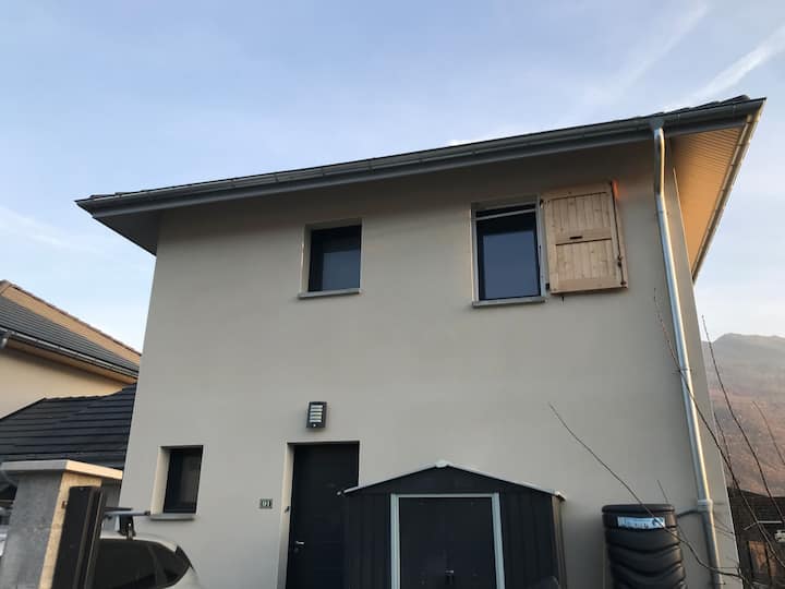 Chambre Privée Dans Une Maison - Albertville