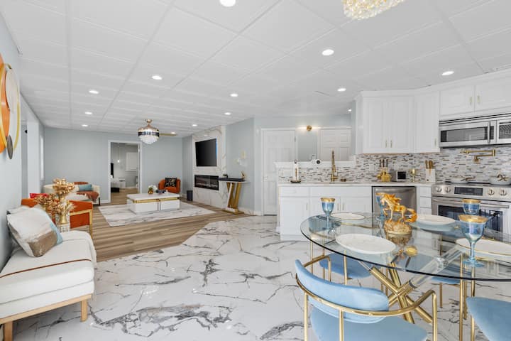 Stop The Car! Absolute Opulence. - Manassas, VA