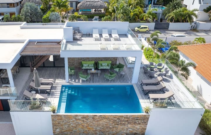 Luxe Villa Bida Baai Jan Thiel - Curaçao