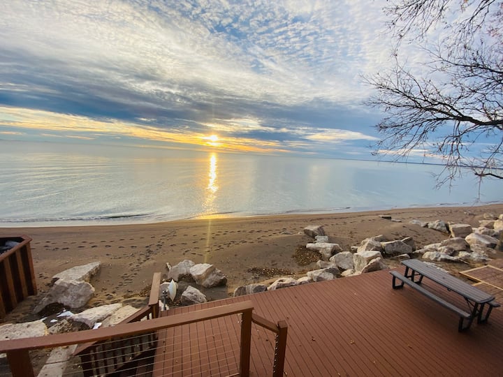 Cozy Cottage At Point Pelee - Leamington