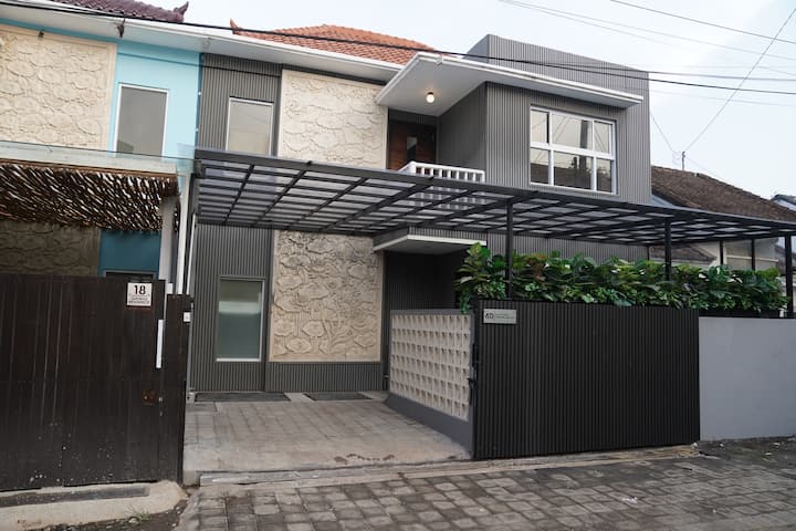 Bali Kita Villa - 7 Persons - Bali