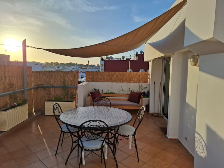 Private Room, Large Shared Flat - Rabat