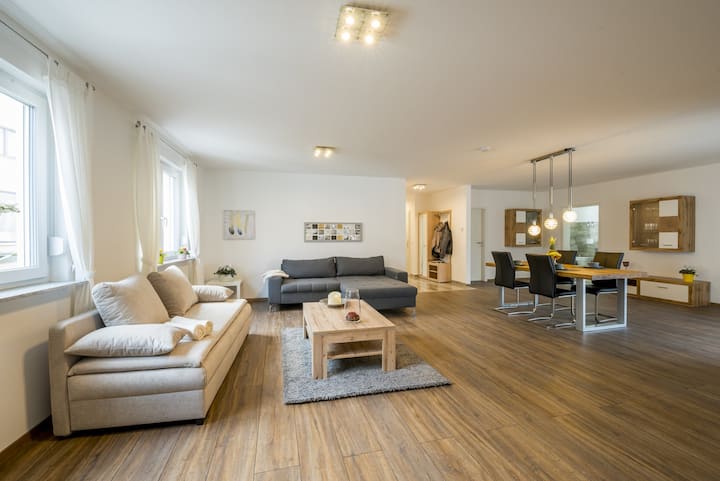 Möblierte 4-zimmer Traumwohnung - Baden-Baden