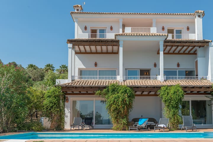 Villa ÍNdigo, Piscina Con Vistas Impresionantes - Benalup-Casas Viejas
