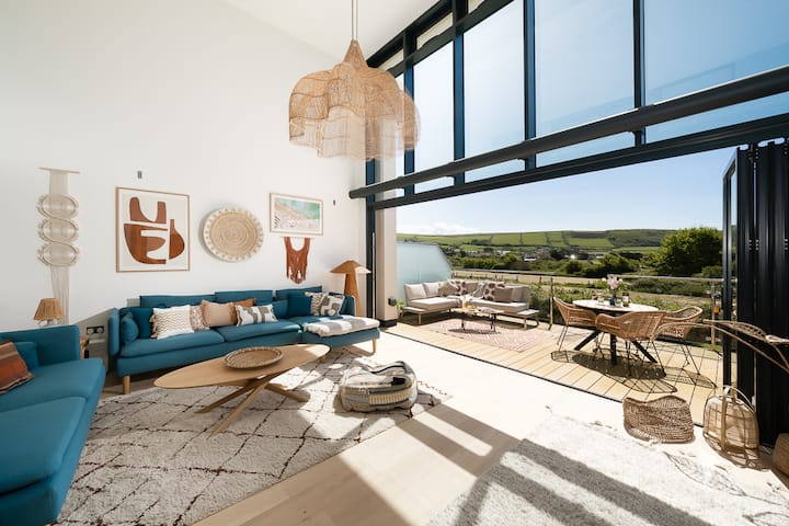 Luxury 3 Bedroom Boho House | Minutes From Beach - Croyde