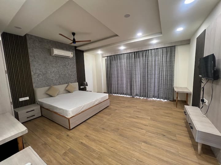 Luxurious Penthouse In Bhopal - Bhopal