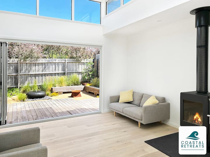 Seclusion In The Crescent - Inverloch