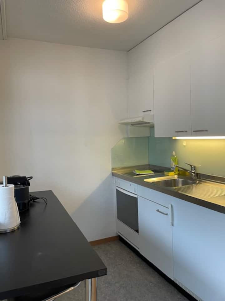 Very Central Studio (Art 3) - Zurich, Switzerland