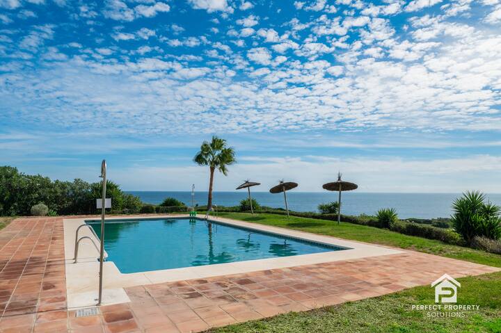 Golfer´s Paradise - 2br, Garage, Pool - San Roque
