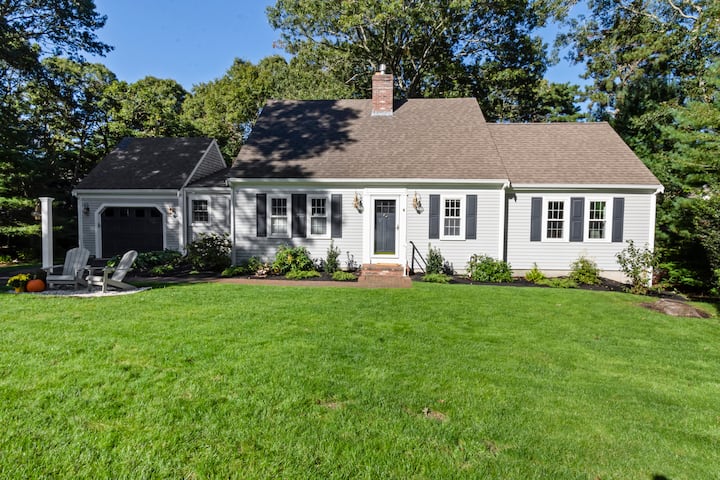 Cape Cod Family House - Barnstable, MA