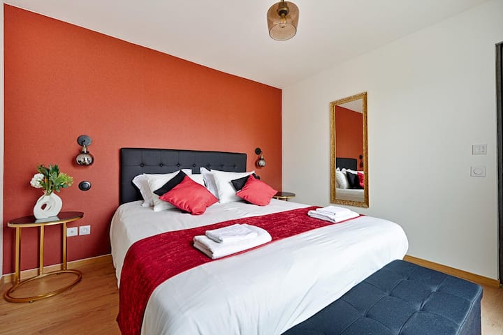 The Red Peak  - Paris 25min (Rer D) - Vigneux-sur-Seine