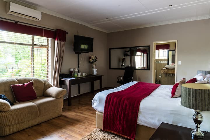 Steffis Sun Lodge Room 1 - Tzaneen
