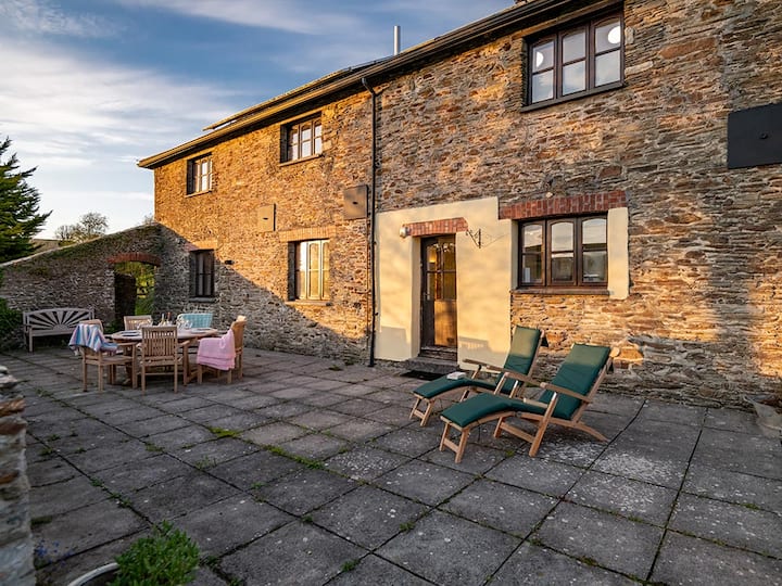 Mullen At Pitt Farm - Kingsbridge