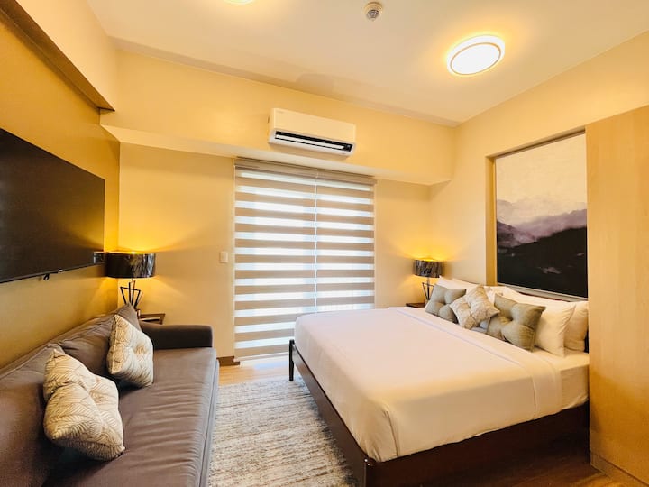 * *26 Affordable Luxury Studio - Iloilo City