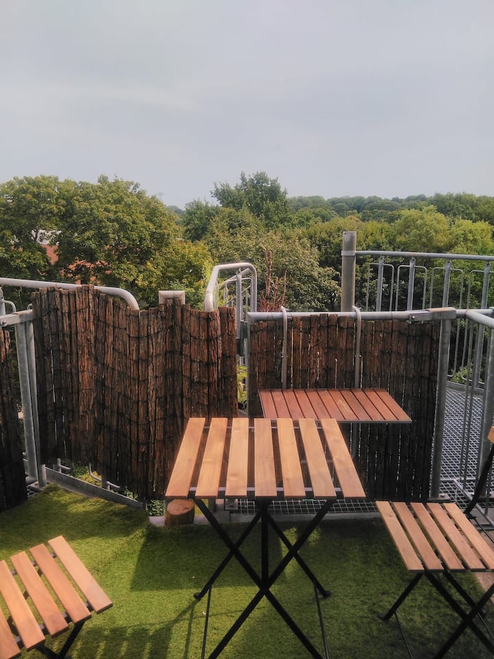 Friedrichsfelde- Balkon-studiowohnung Am Tierpark - Berlín