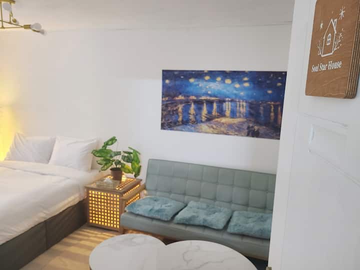 #신규#서울의집#지하철3분#호텔침구 #합리적가격
#교통중심#성수13분#홍대27분#강남30분 - Seoul