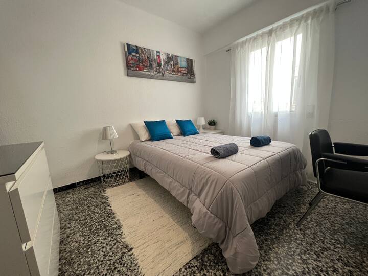 Lovely Spacious Doubleroom&wifi - Valencia