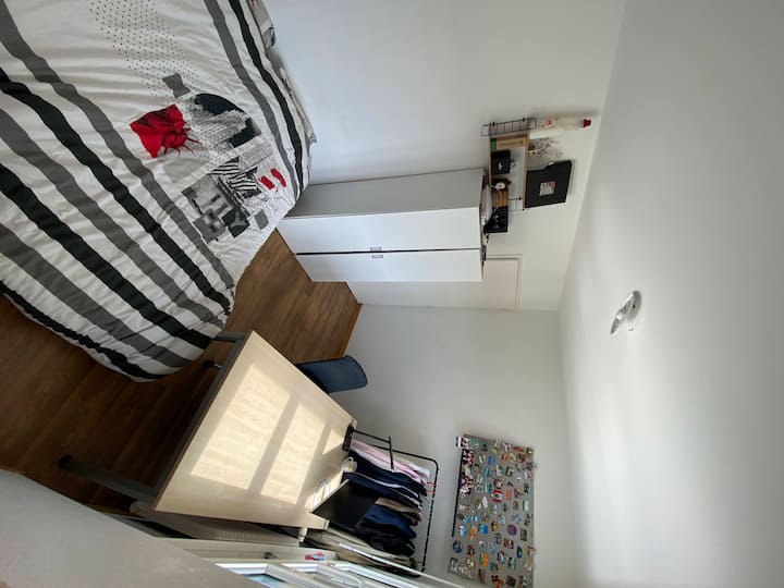 Room In A Shared Appartment - Nyon