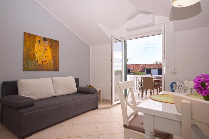 Neu-fewo 2 Strandnahe, Ruhig Gelegen - Vodice