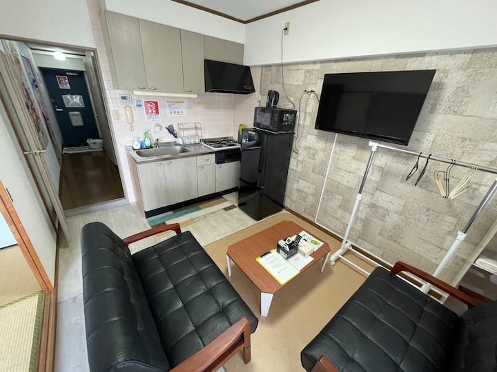 【最大4名宿泊可、無料駐車場、無料送迎、無料wi-fi43】 - 기타큐슈시