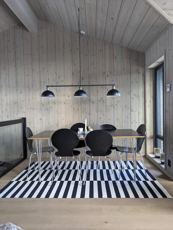 Nybyggt Parhus I Duved, ÅRe. - オーレ