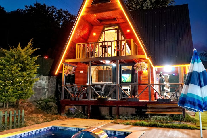 2+1 Isıtmalı Havuzlu Bungalov - Sapanca