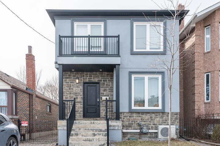 Bright & Private Apartment - Mississauga