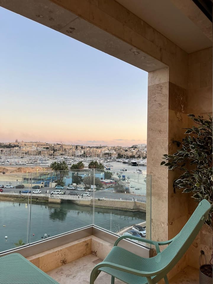 Stunning Apt With Sea Views - Malte