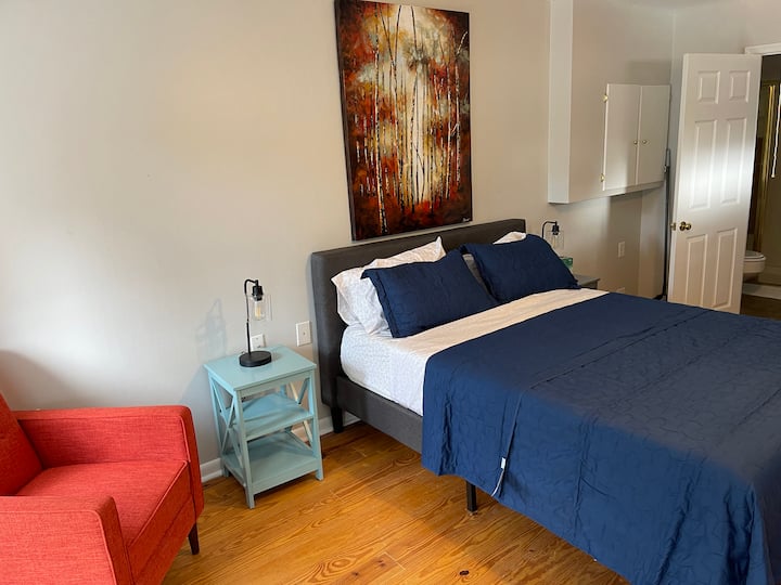 Midtown Studio Apartment - Tallahassee