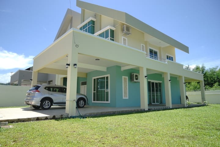 6 Bedroom House For Big Family - Kota Kinabalu