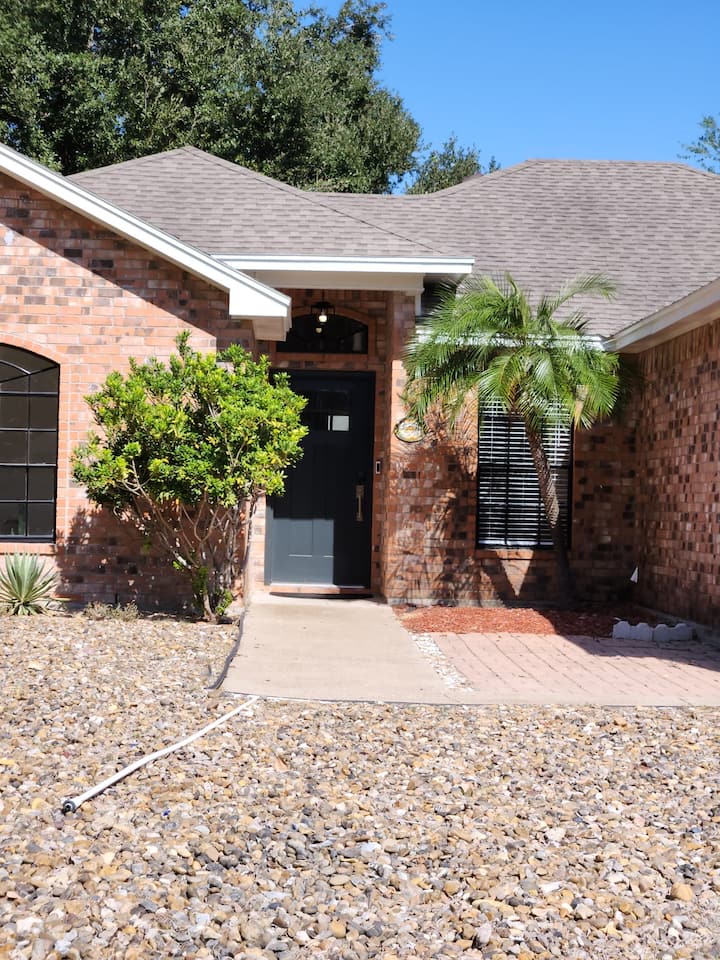 Casita Shary- Cozy Home! - Mission, TX
