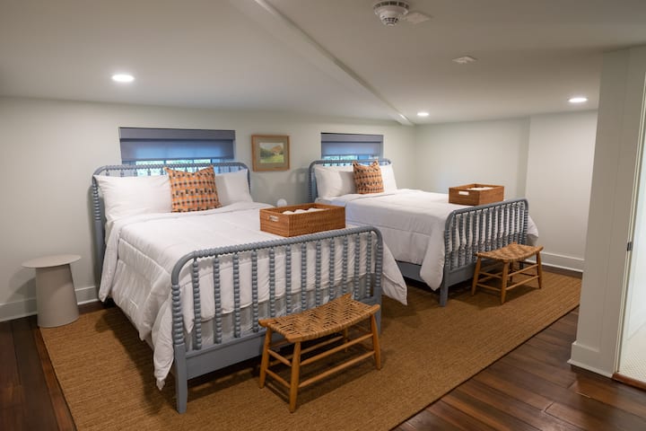 The Ashbrook Hotel-two Queen - Frankfort, KY