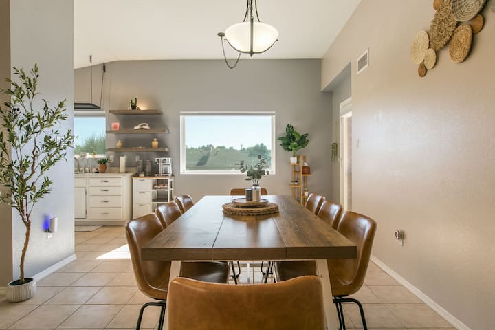 New Fun 3br W/ Games & Views In Abq - Albuquerque