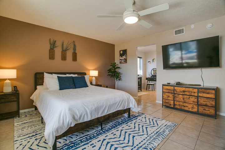 New Fun 3br W/ Games & Views In Abq - New Mexico