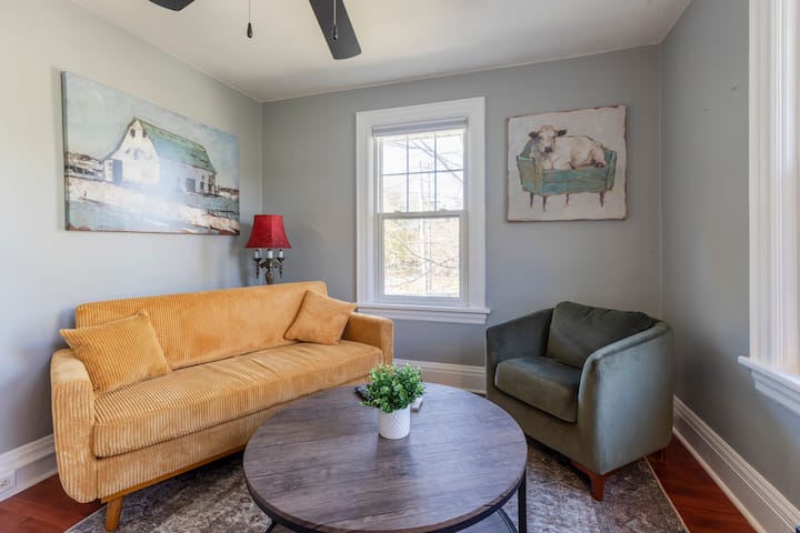 Apartment Near Burlington Beach - Burlington