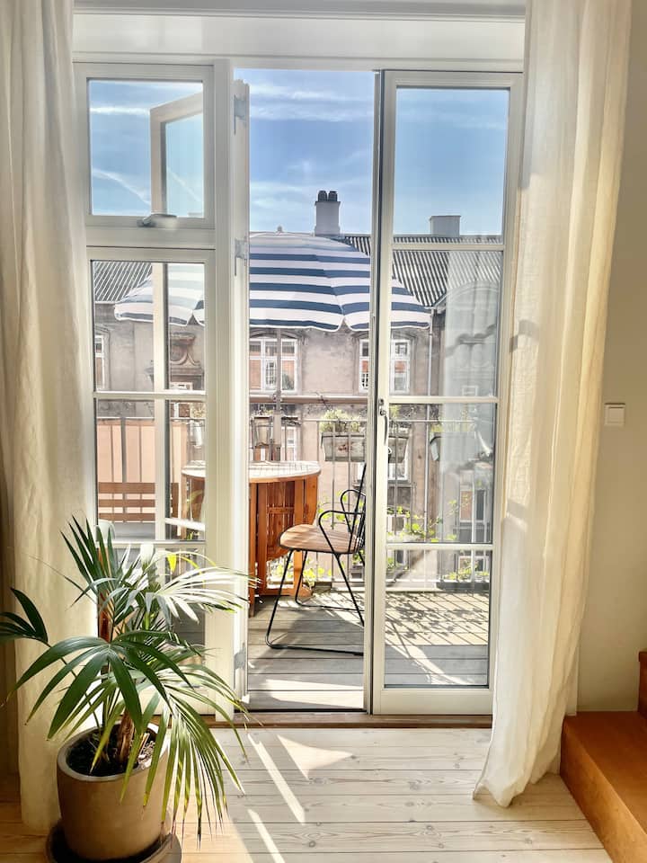 Charming Two-storey Penthouse 118m2, 2bedrooms - Copenhagen