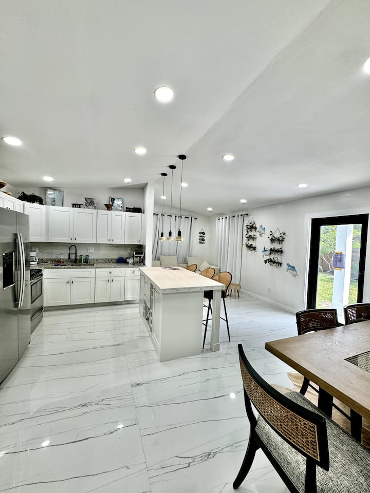 Casa De Playa - Deerfield Beach, FL