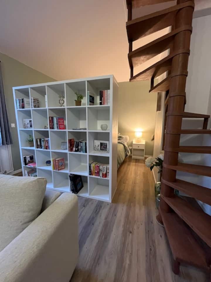 Maison Cosy Avec Extérieur Proche Lac, Parking - Ain