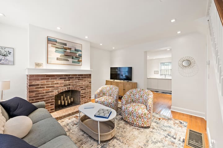 Luxury, Steam Shower, Stylish Home In Rittenhouse - Nicetown–Tioga - Philadelphia